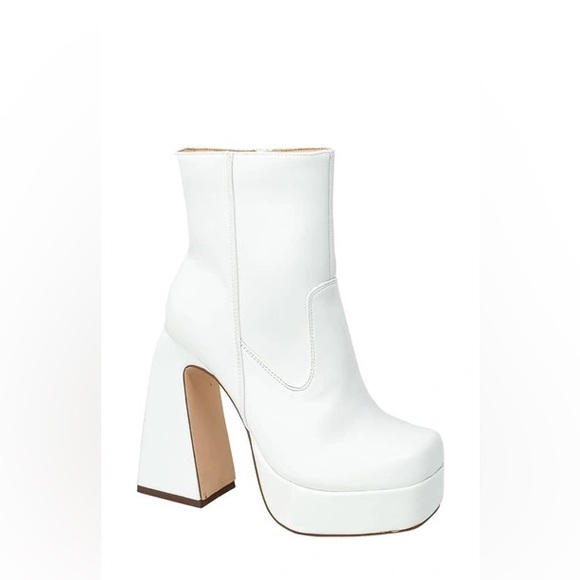 Chase + Chloe | Shoes | Nwt Chase Chloe Rayla Platform Booties | Poshmark